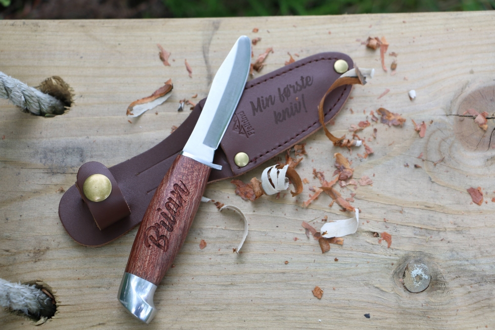 JUNIOR , Fjelltind turkniv - speiderkniv - Rask levering med gravering ...